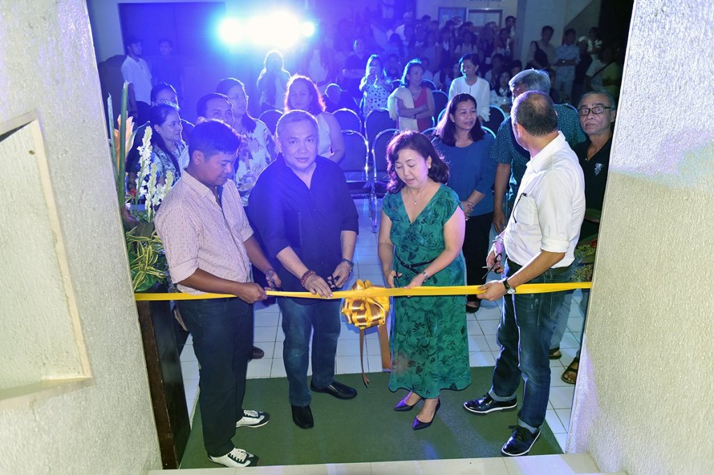 UP Cebu affirms artistic relevance through exhibit - University of the ...