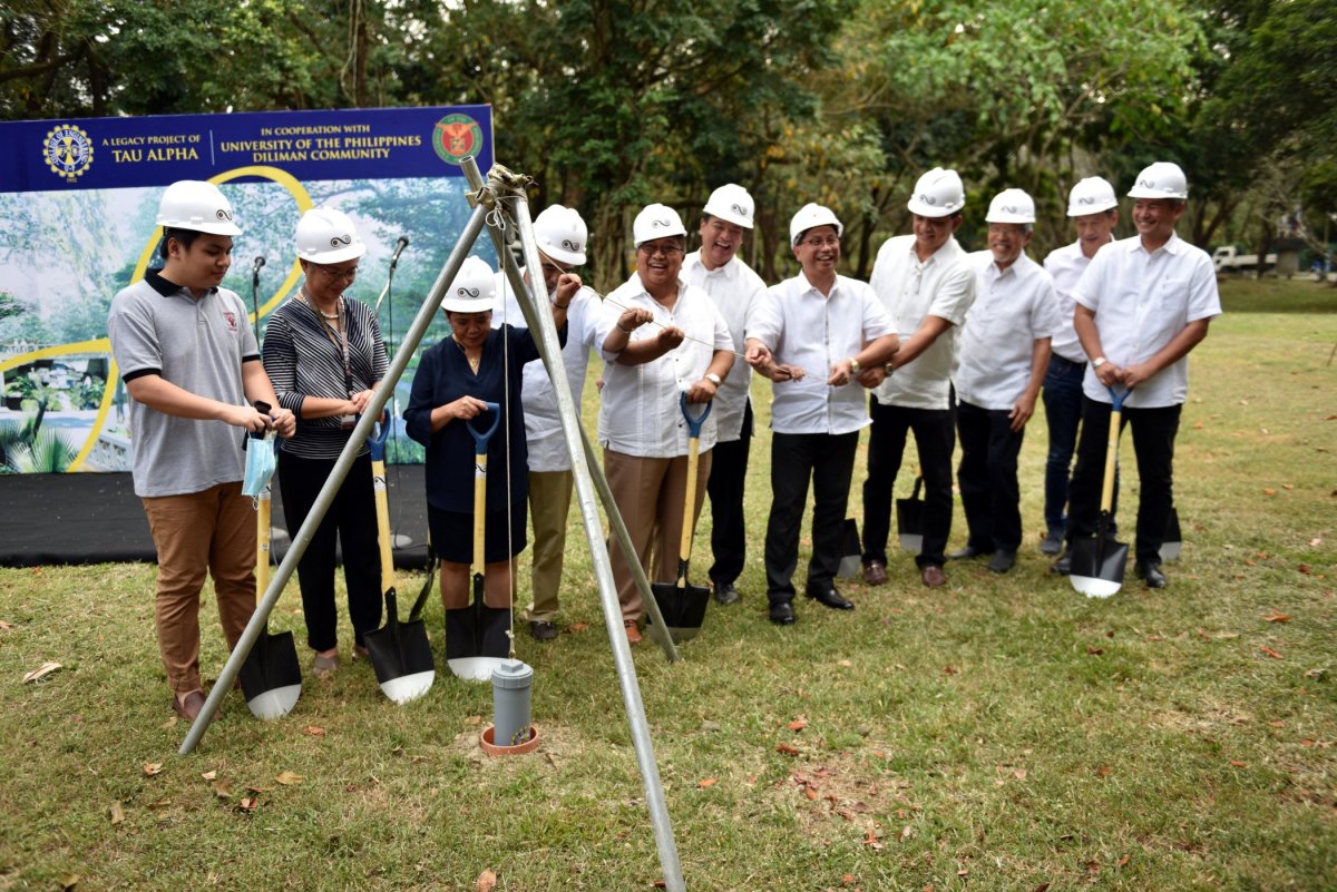 “Infinity Walk” proponents break ground - University of the Philippines