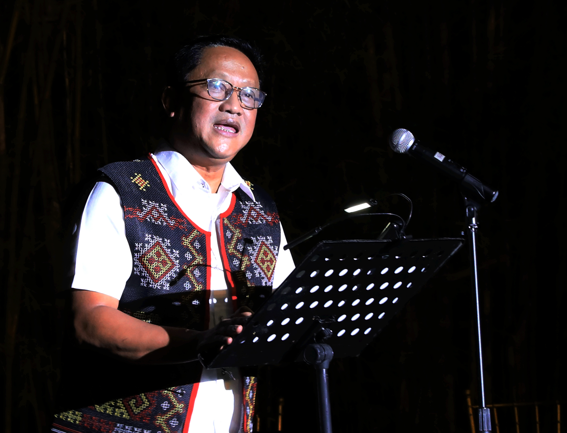 UP holds Tanghal Tertulia for three National Artists - University of ...