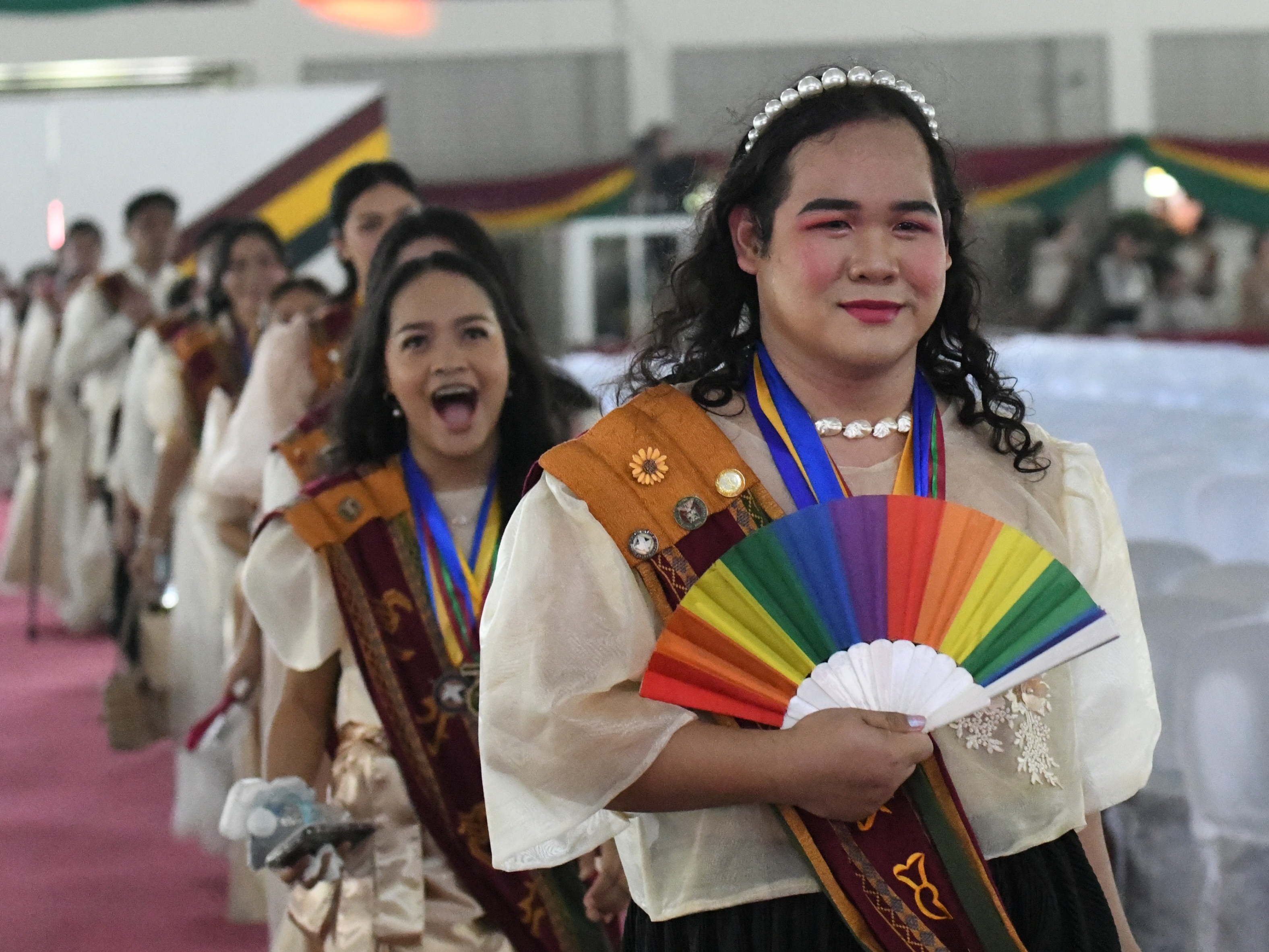 De Vera to UPLB grads: “Are you up to genuine public service ...